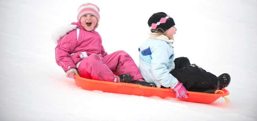 Sunburn and windburn: Winter skin damage culprits | Shine365